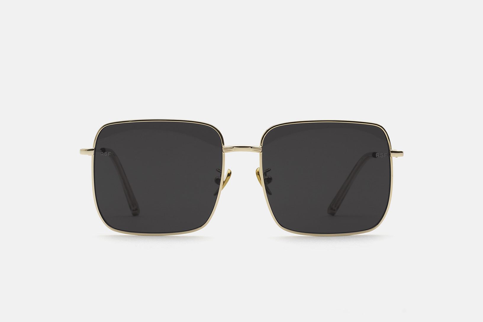 Medea – Retrosuperfuture