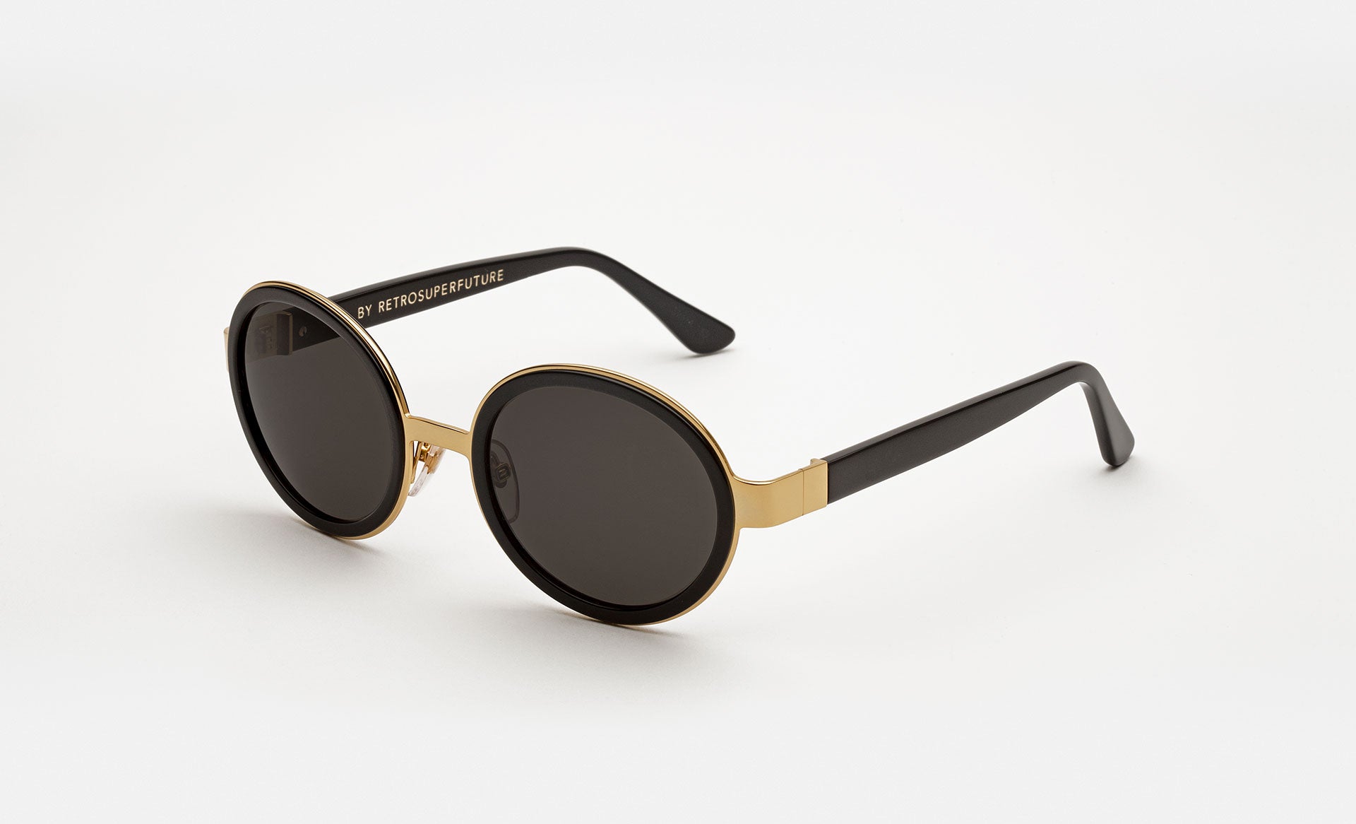 Santa Black – Retrosuperfuture